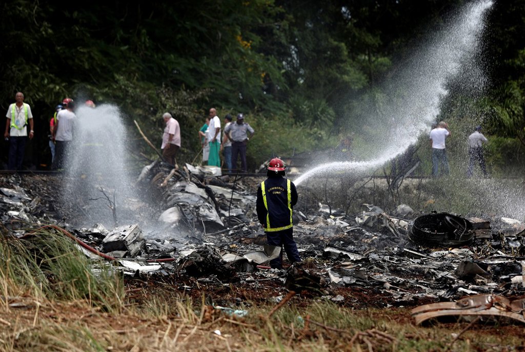 Confirmados 110 Muertos Y Tres Supervivientes Del Accidente Aéreo De La