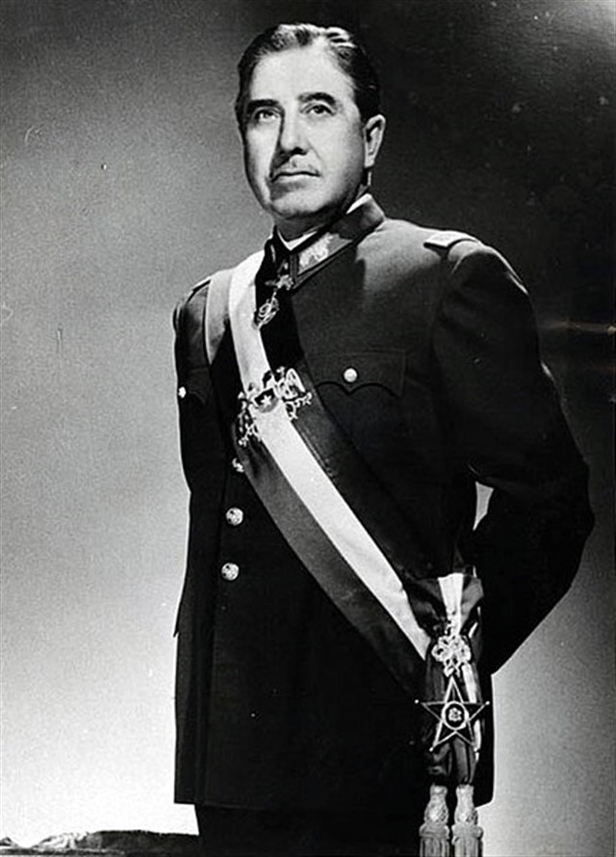 45 años del golpe de Estado que inició la dictadura de Augusto Pinochet ...