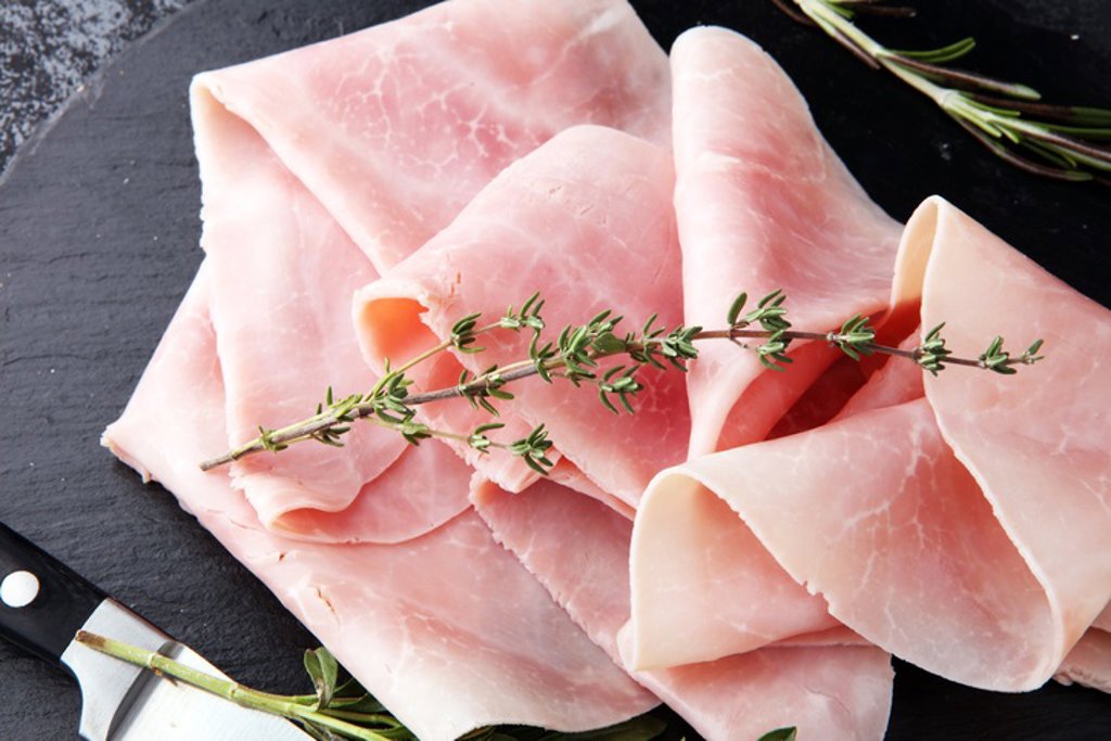 Breve guía para comprar jamón de york: ¿Son todos igual de saludables?