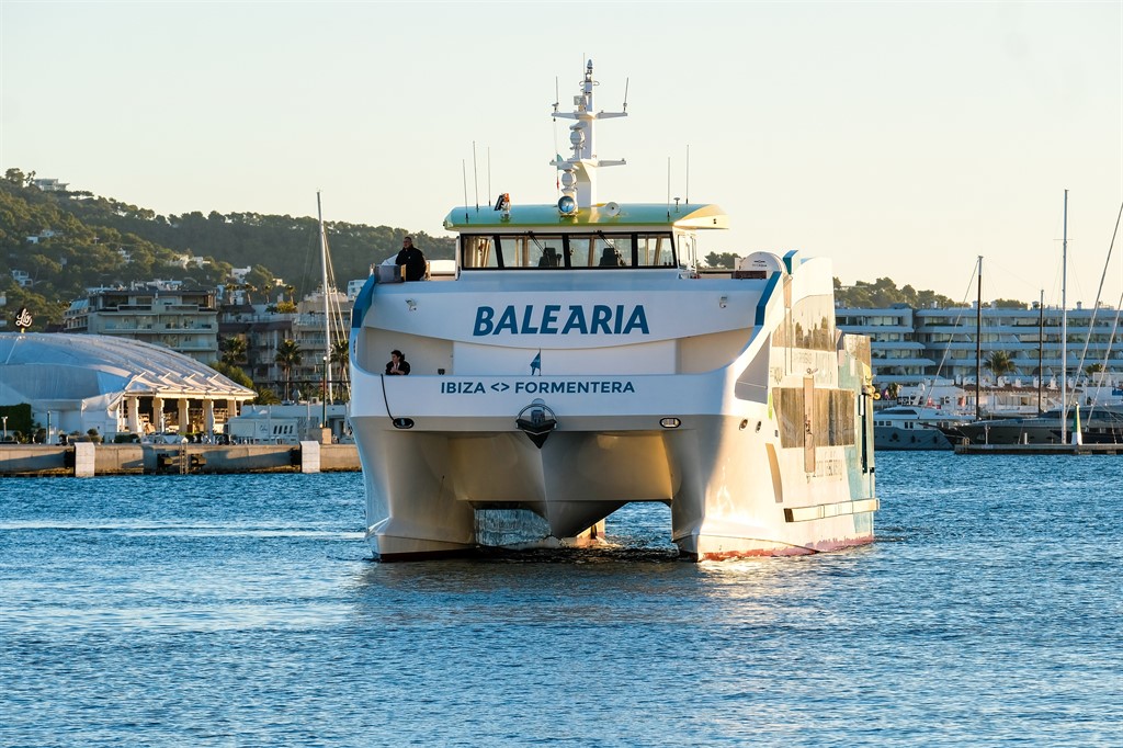 Baleària Port lleva a Dénia la oferta de Ibiza por el 20 aniversario de ...