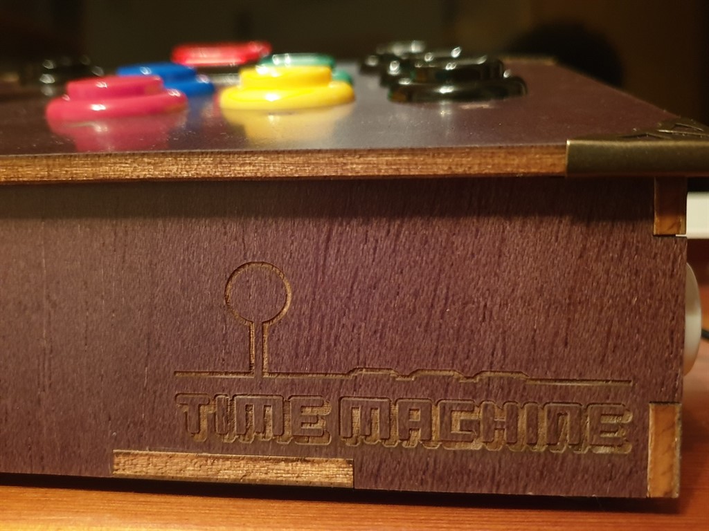 Time Machine V3+ revive la nostalgia de las arcade con un diseño retro ...