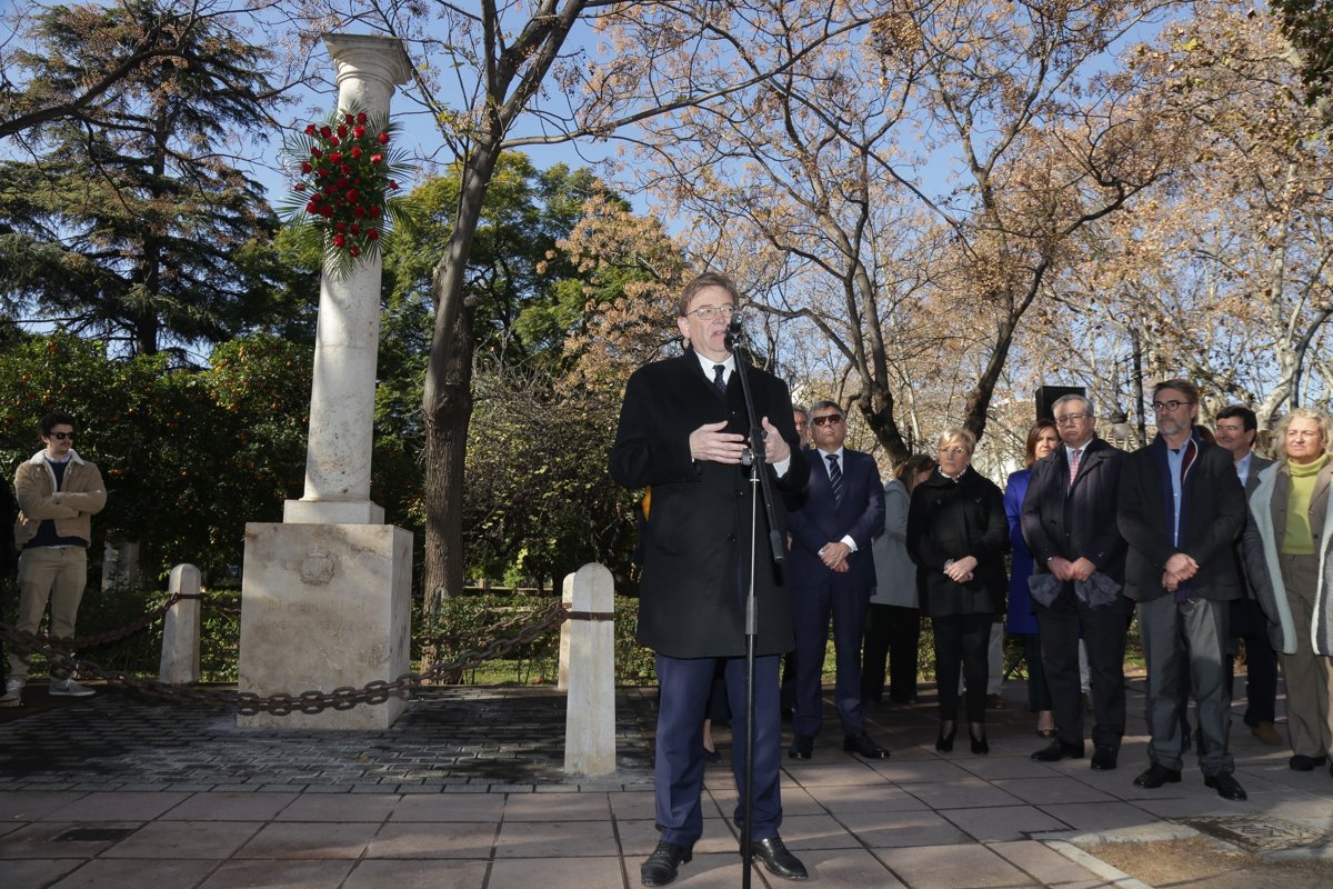 Pablo Broseta reclama als polítics l'"altura i talla" de persones com ...