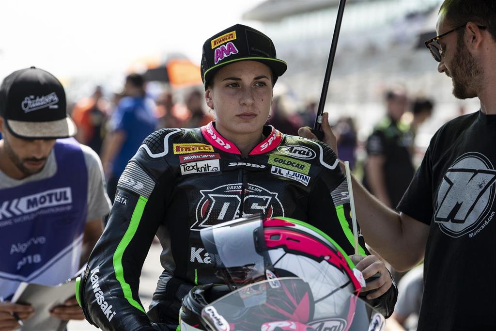 Ana Carrasco: "Tengo que mejorar muchísimo para llegar a MotoGP o a la ...