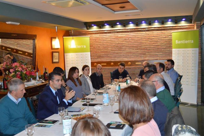Bantierra pone en marcha 'Diálogo con los socios' para acercar la ...