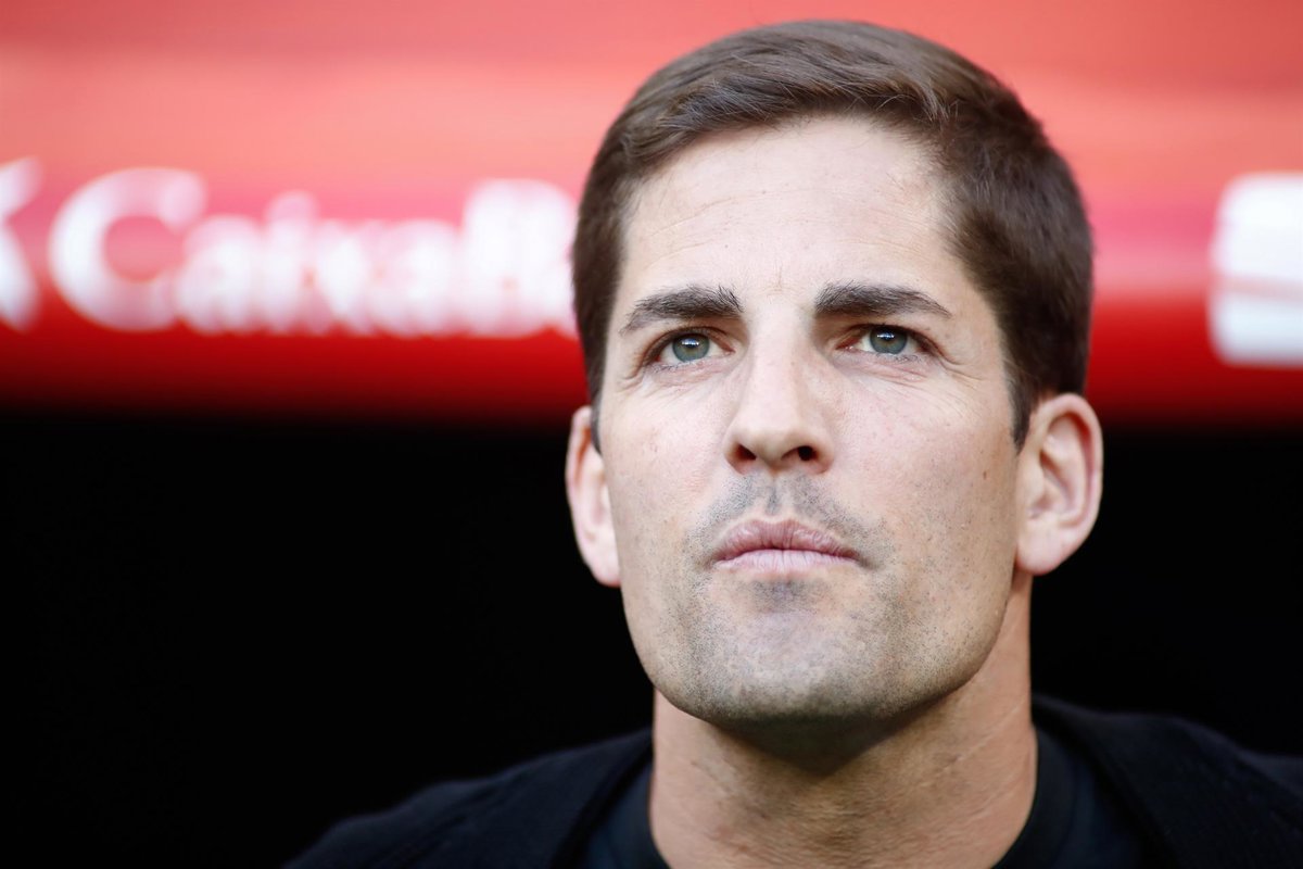 Luis Enrique cesa y Robert Moreno, nuevo seleccionador nacional de ...