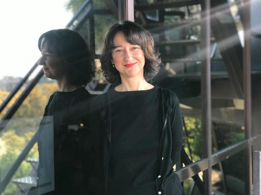 La autora Muriel Barbery: "Tengo la impresión de vivir en un mundo ...