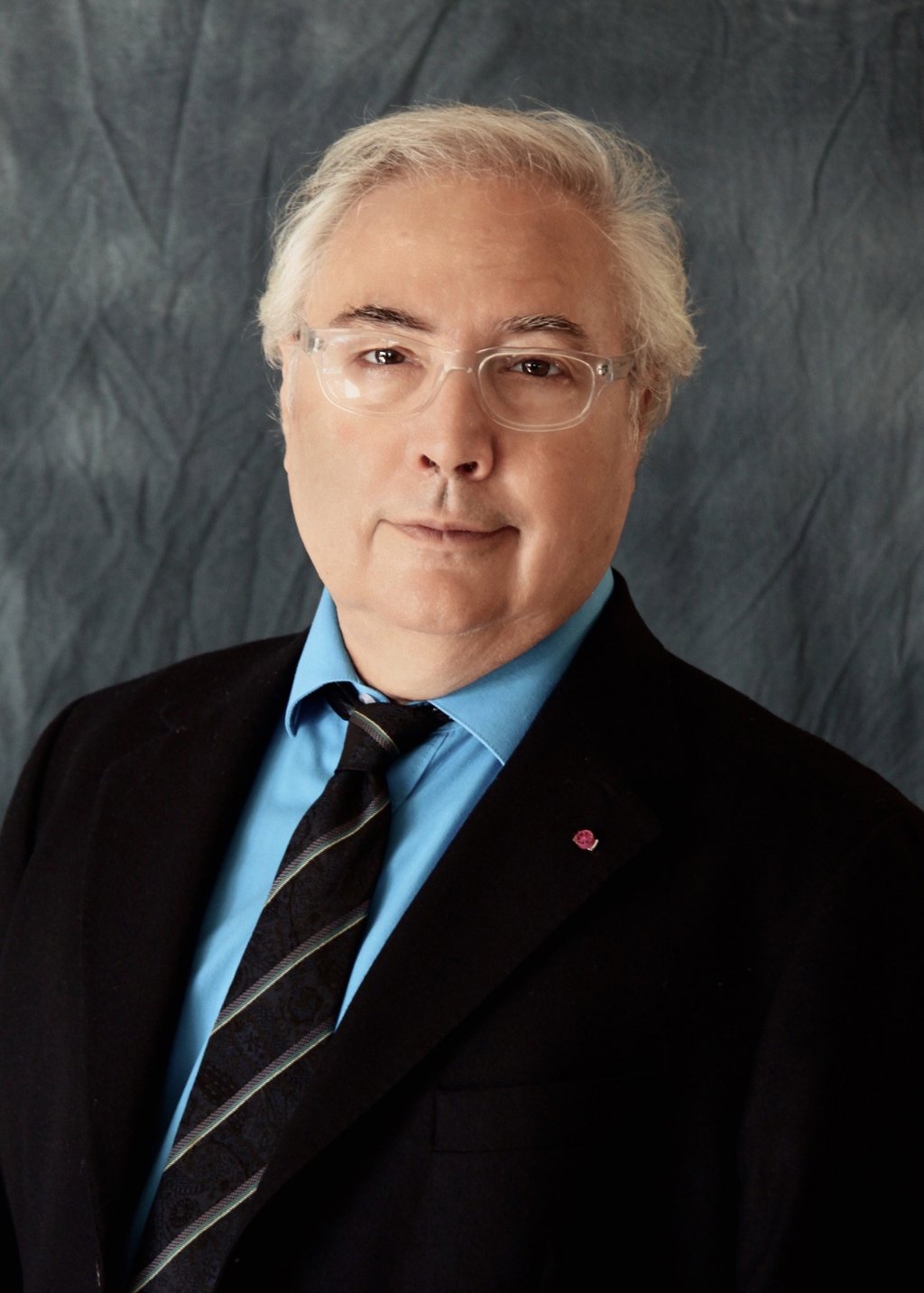 El socileg Manuel Castells assumir el primer Ministeri d'Universitats ...