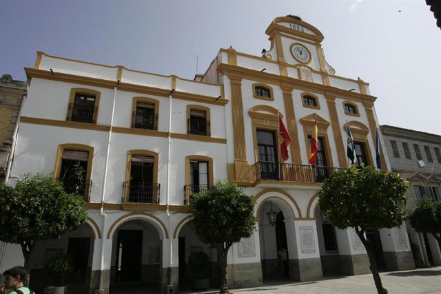 El Ayuntamiento de Mérida destinó más de 450.000 euros a las ayudas ...
