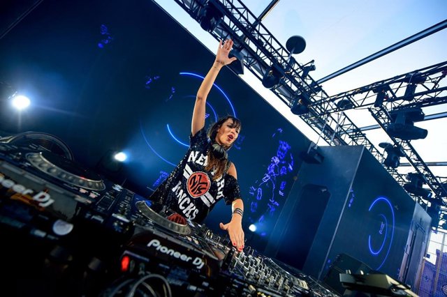 B Jones, la Dj española que hará historia en Tomorrowland