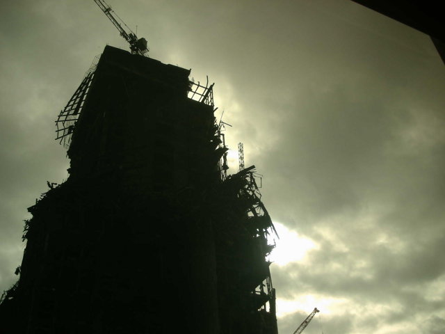 Incendio del edificio Windsor: así ardió el rascacielos hace 15 años en ...