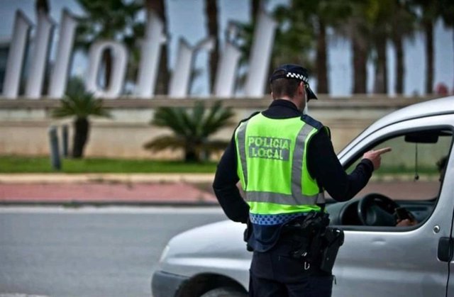 Diez Denunciados Tras Una Fiesta En Un Cortijo De Motril Granada