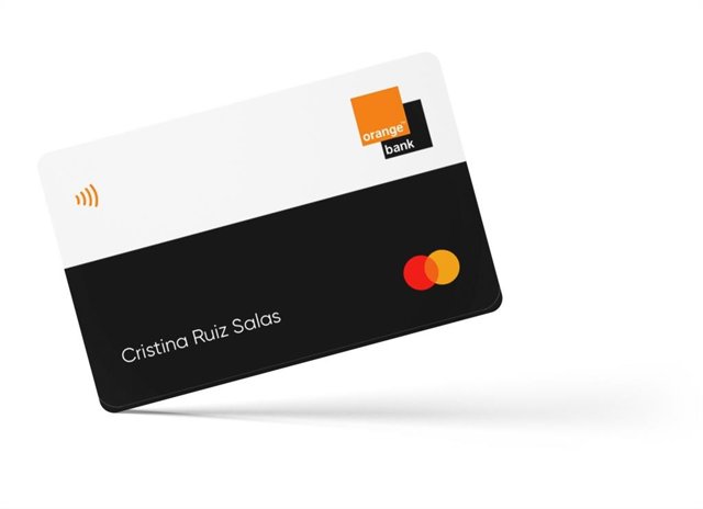 Orange Bank trae a España la tarjeta de Mastercard sin numeración ni ...