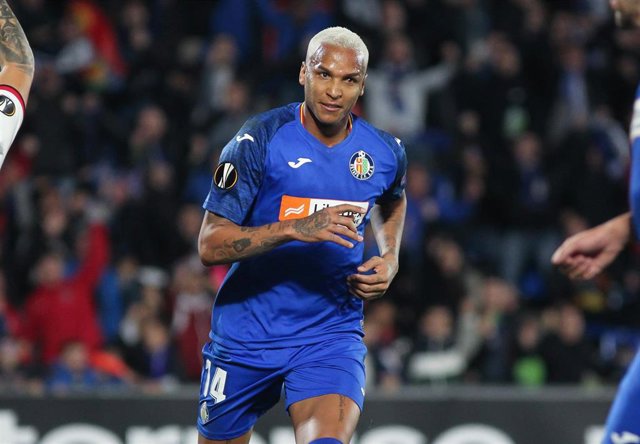 Deyverson vuelve al Alavés cedido por el Palmeiras