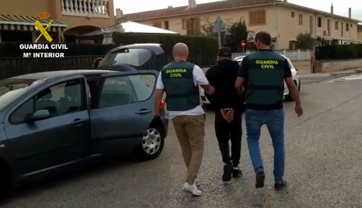 Detenidos dos hombres por robos en viviendas habitadas de Marratxí