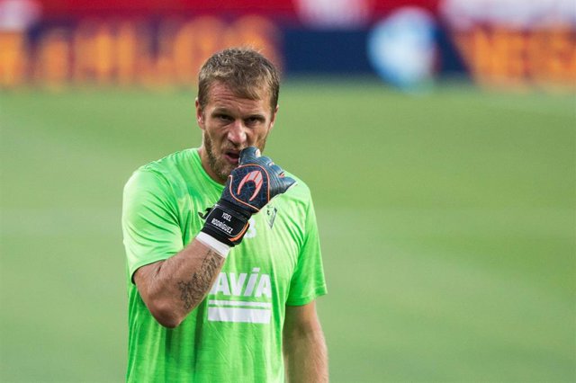 Yoel Rodríguez renueva con el Eibar hasta 2024