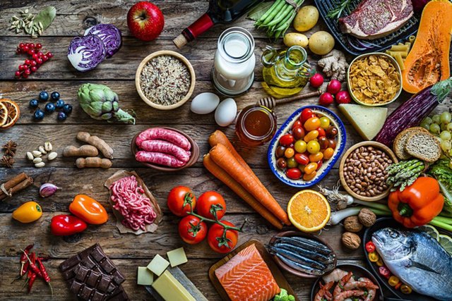 Los 5 grupos de nutrientes que debes comer para fortalecer tus defensas ...