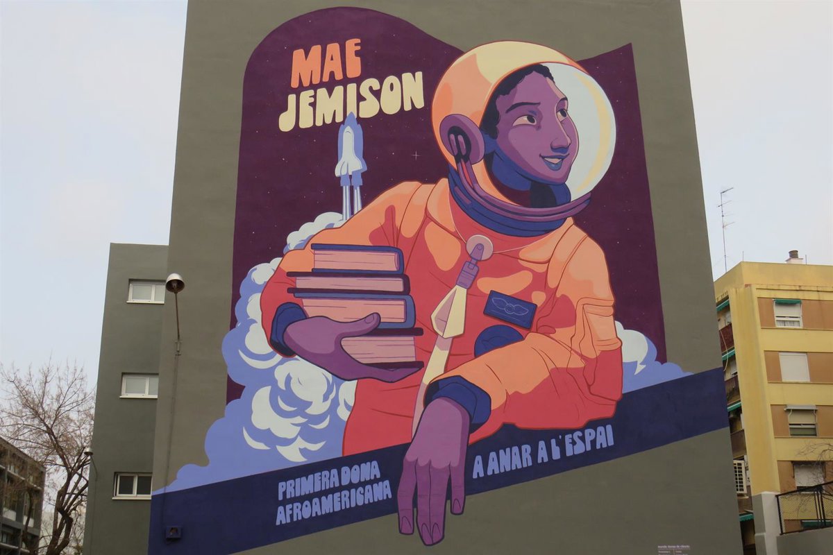 La astronauta Mae Jemison, protagonista de un nuevo mural de Dones de ...