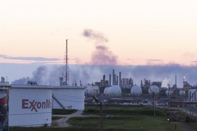 ExxonMobil gana 2.251 millones en el primer trimestre