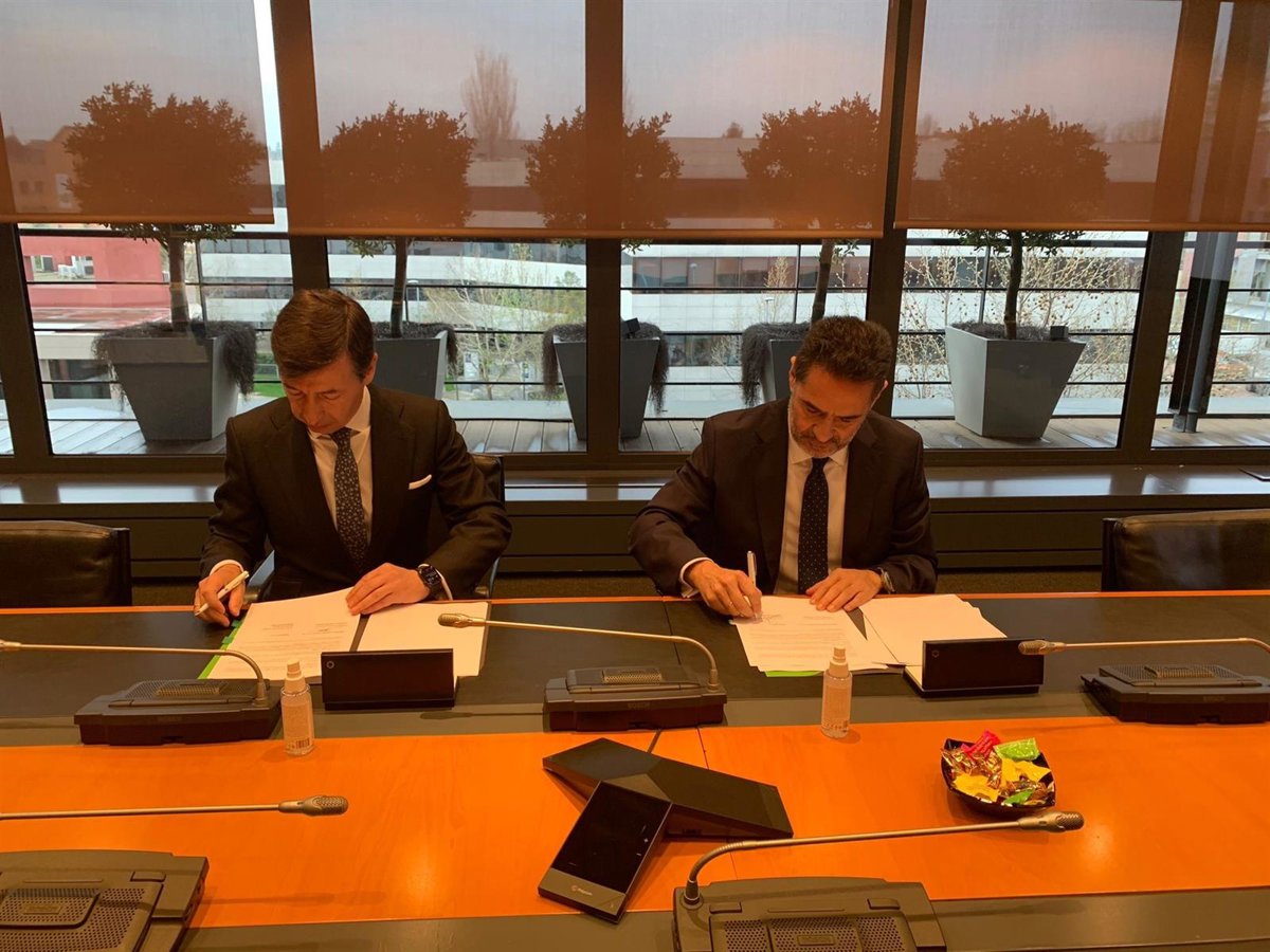 Bankinter y Rehabiterm firman un acuerdo para impulsar la rehabilitación energética en edificios