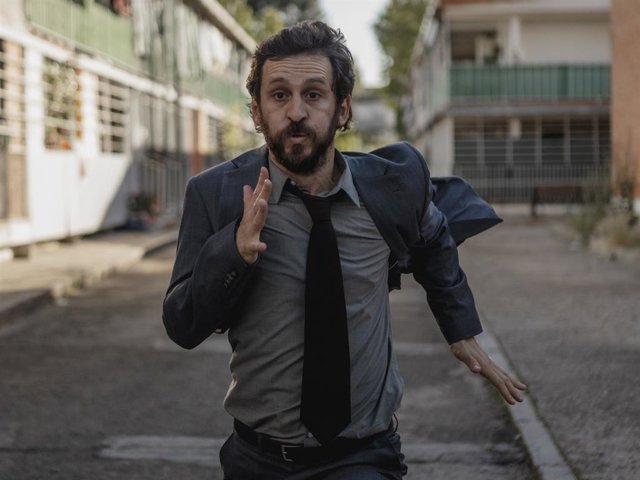 Nuevo Tráiler De Santo La Serie De Netflix No Es Un Narco Es Casi