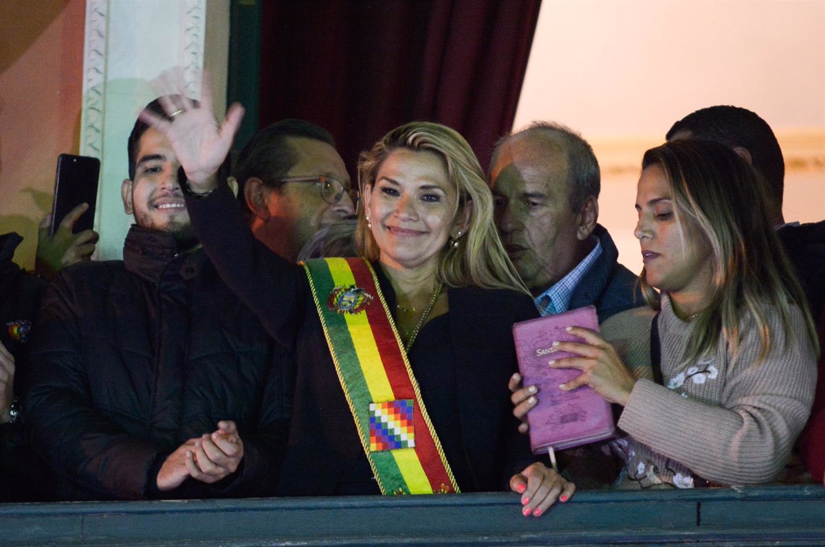 Bolivia La Justicia Boliviana Amplía La Prisión Preventiva De Jeanine