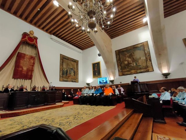 La USAL abre el nuevo curso con un millar de alumnos más que hace un año