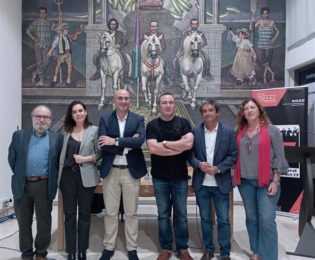 Rodrigo Olay se hace con el XXIII Premio Internacional de Poesía Emilio ...