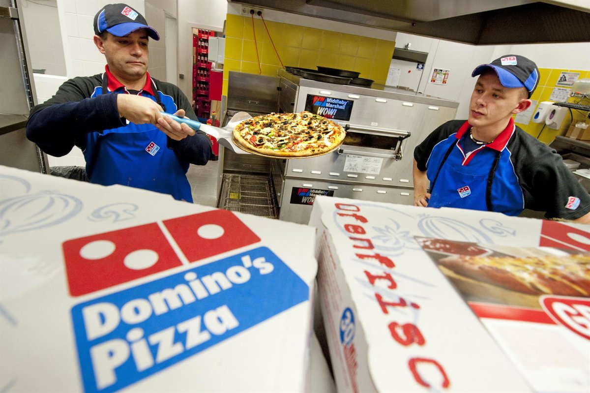 Domino's Pizza gana 100,5 millones en su tercer trimestre, un 16,5% menos