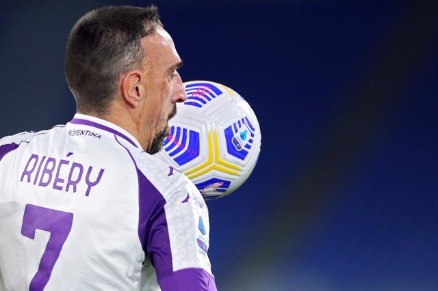 Ribéry anuncia su retirada a los 39 años: "La pelota se detiene"