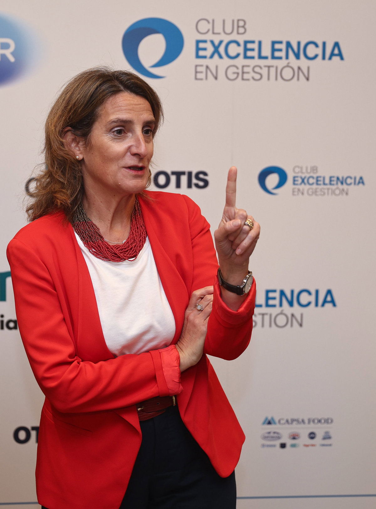 Ribera defende que la UE entaine cola descarbonización magar la xubida ...