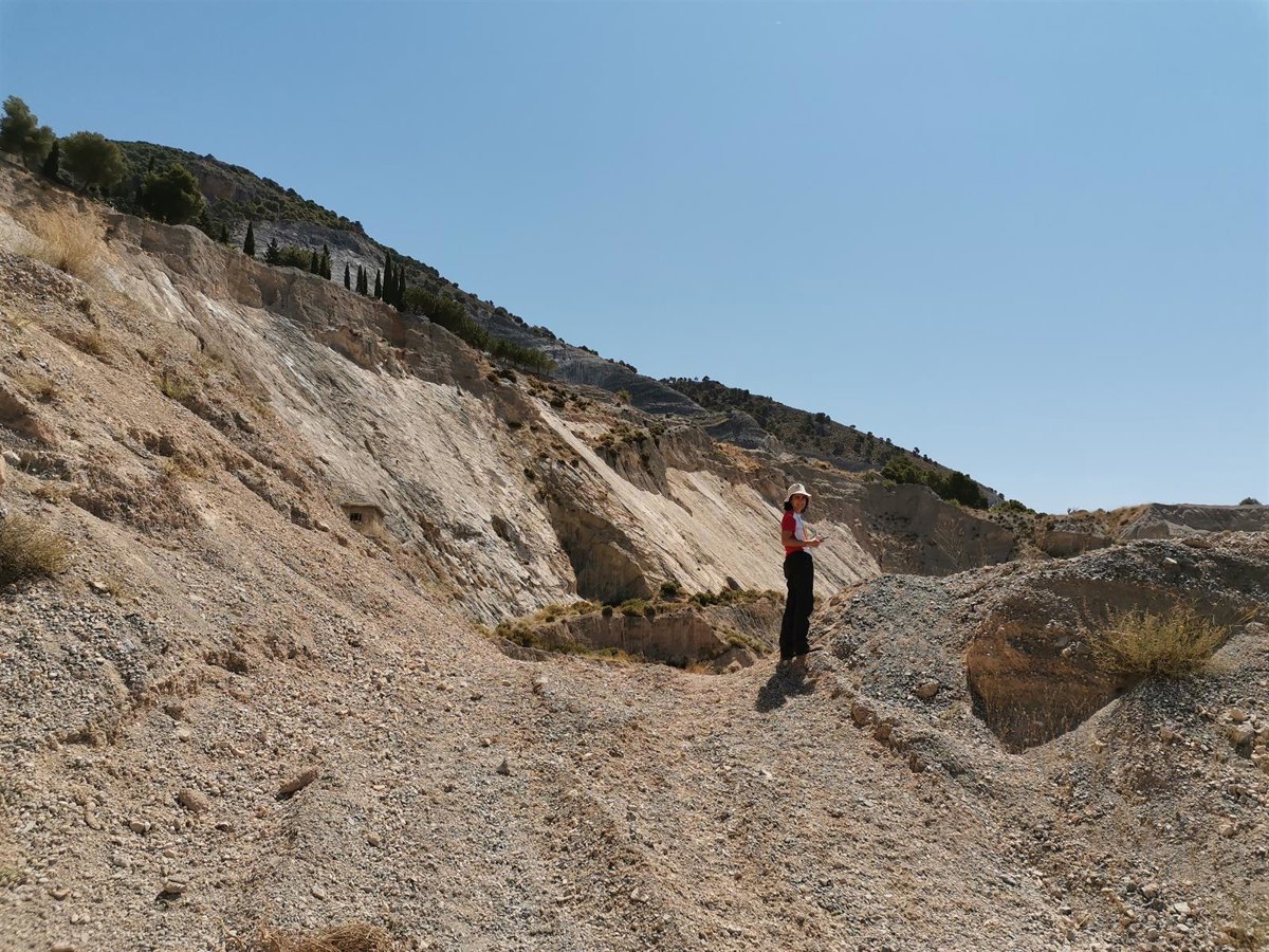 Descubren que la falla de Padul-Nigüelas (Granada) se mueve lentamente ...