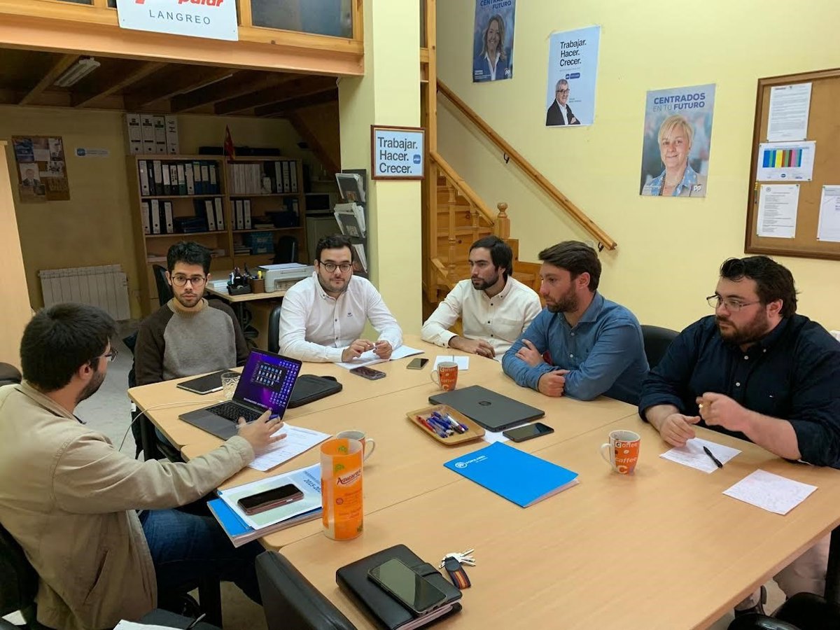 NNGG de Asturias comienza los trabajos para elaborar su programa joven