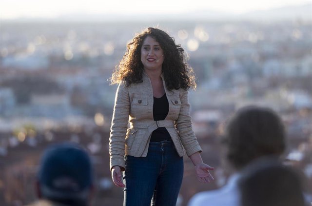 Enma López (PSOE) ve una "grandísima noticia" la candidatura de Reyes ...