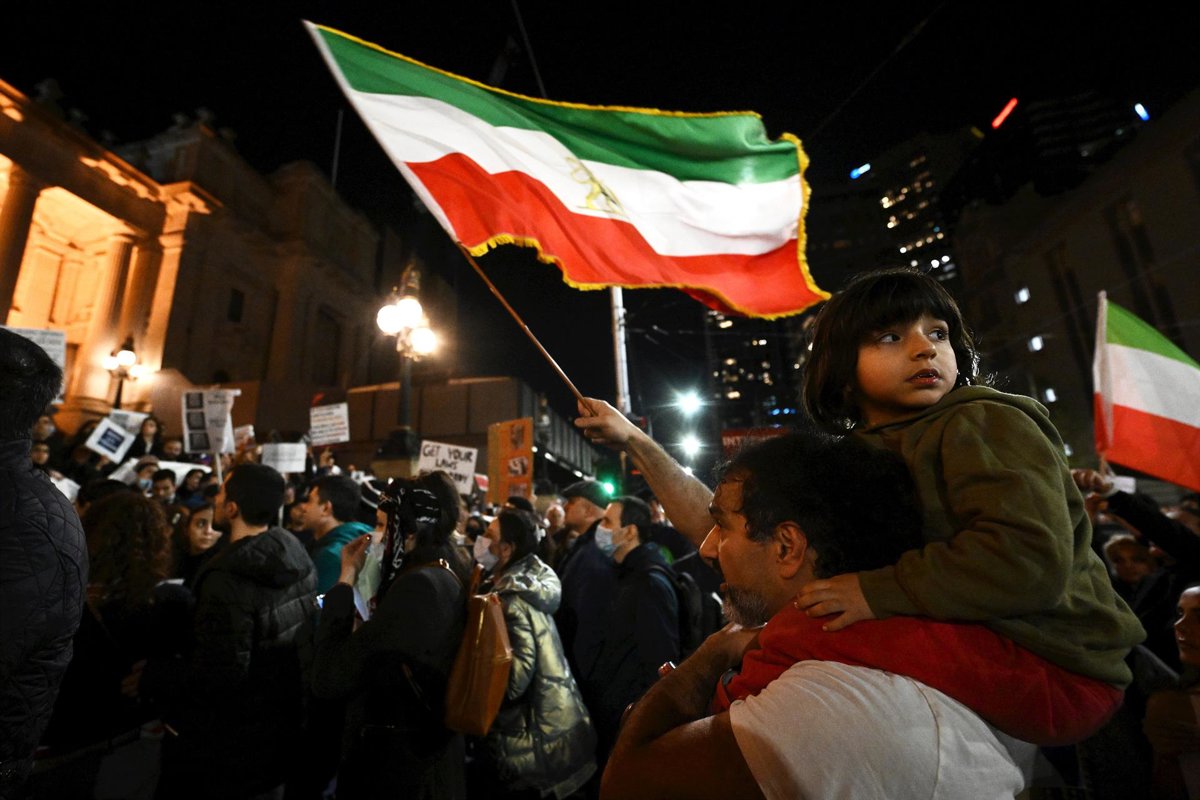 Irán.- Al menos cinco muertos y 15 heridos por un tiroteo en un mercado ...