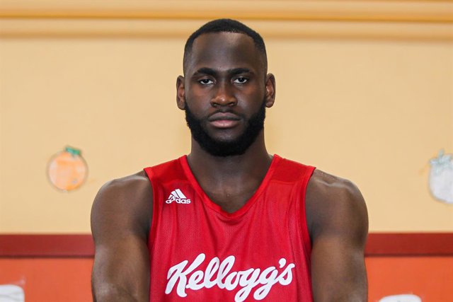 Garuba firma un gran partido en la victoria de los Rockets ante los ...