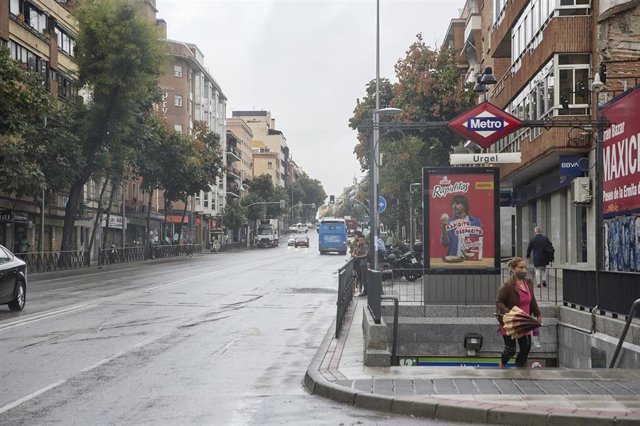 Metro de Madrid interrumpe la circulación de trenes en tramos de seis ...