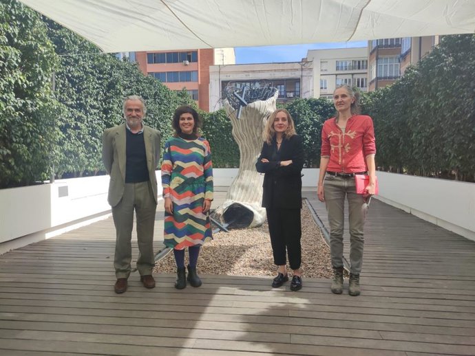 El Any Tpies tendrá cuatro exposiciones y una película de Albert Serra