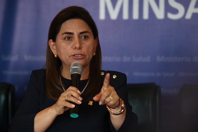 Perú.- La ministra de Salud de Perú descarta dimitir por la gestión de ...