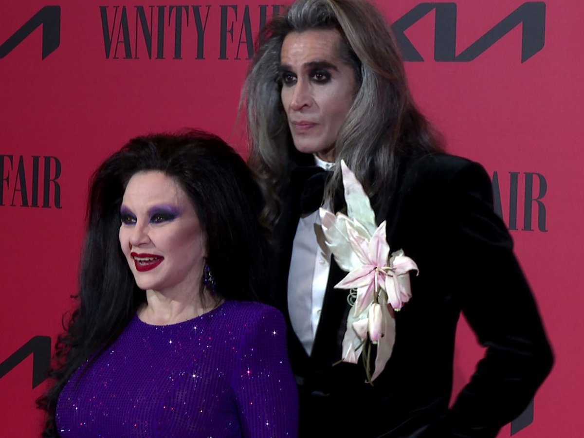 Alaska celebra su 60 cumpleaños por todo lo alto. De Almodóvar a Carmen ...