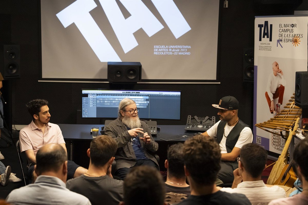 El compositor Gustavo Santaolalla participa en 'Inteligencia Musical ...