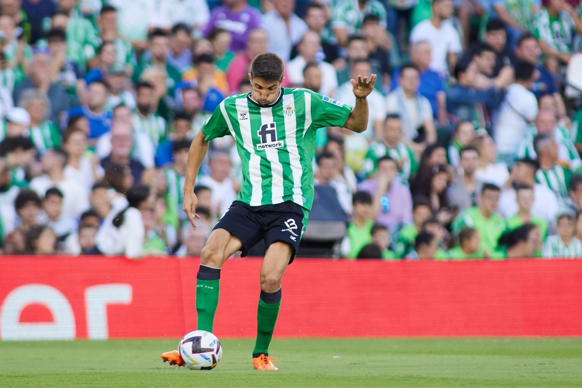 Colombia.- El Almería ficha al central Edgar González para las próximas ...