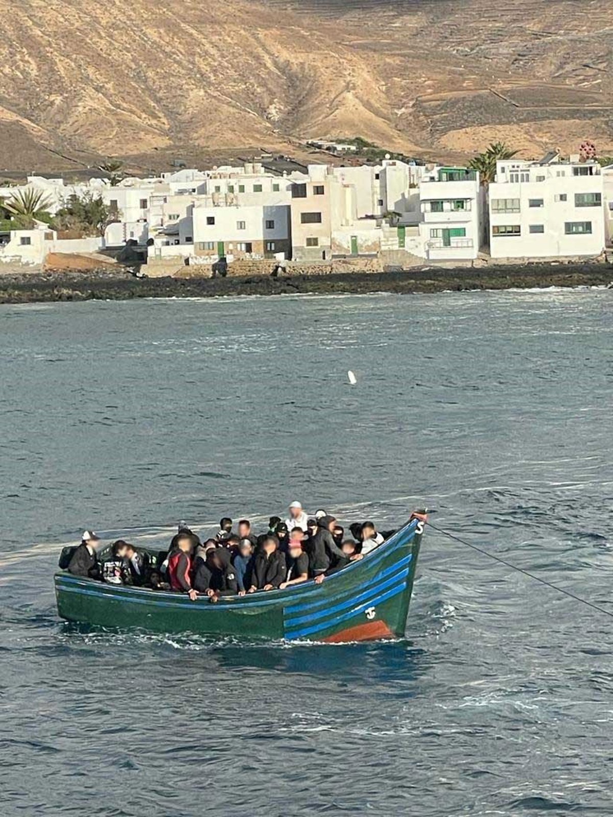 Unos 148 migrantes llegan a Canarias a bordo de tres pateras en las ...