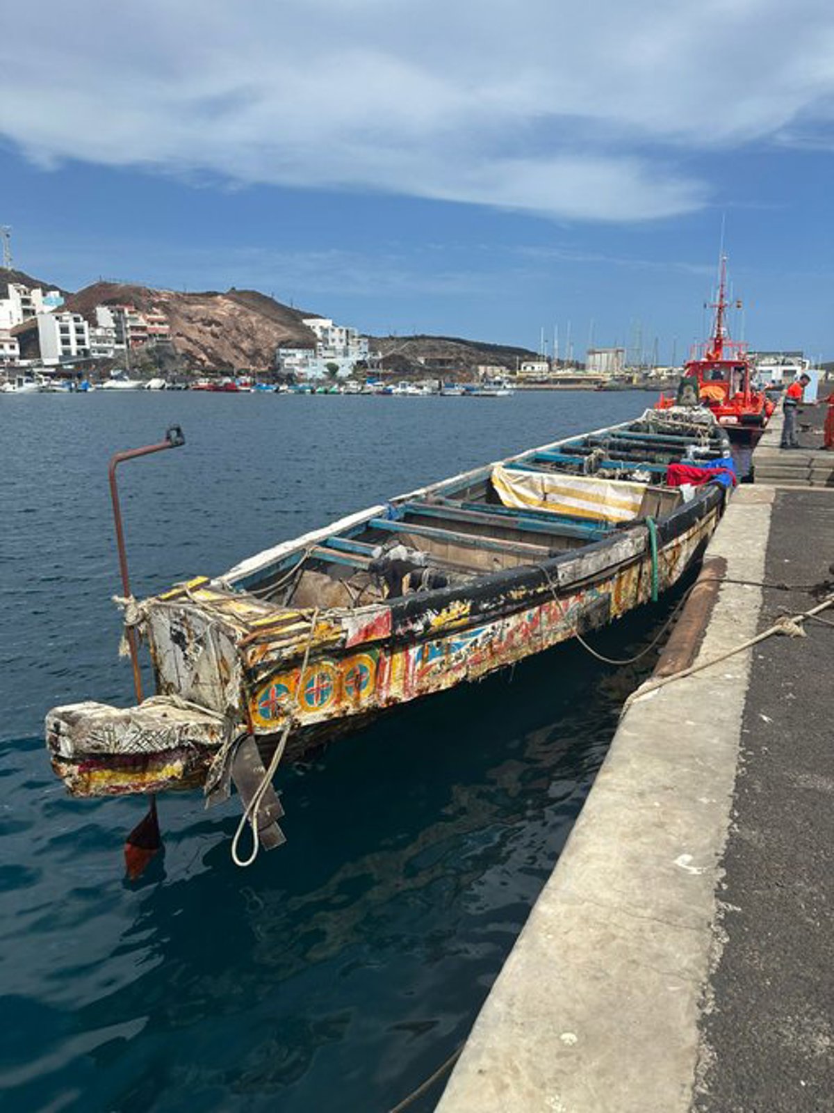 Llegan dos cayucos a Gran Canaria y El Hierro con más de 140 personas