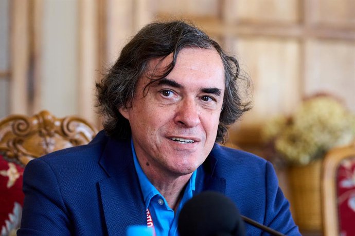 Can Xue, Anne Carson o Cartarescu, favoritos habituales para un Premio Nobel sin opciones españolas