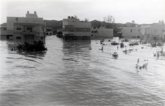 Ocho Testimonios Rememoran Las Trágicas Inundaciones De La Riada De