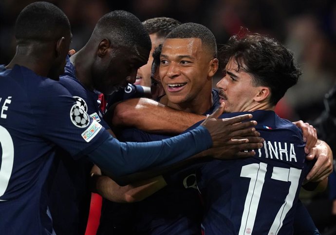 El PSG desea encarrilar los octavos y Dortmund y Newcastle pugnan en el 'grupo de la muerte'