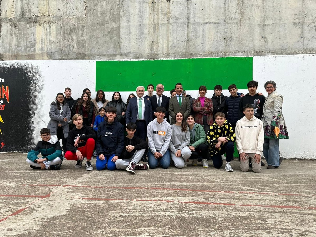 La Junta resalta el Día de la Bandera como una jornada para ensalzar el ...