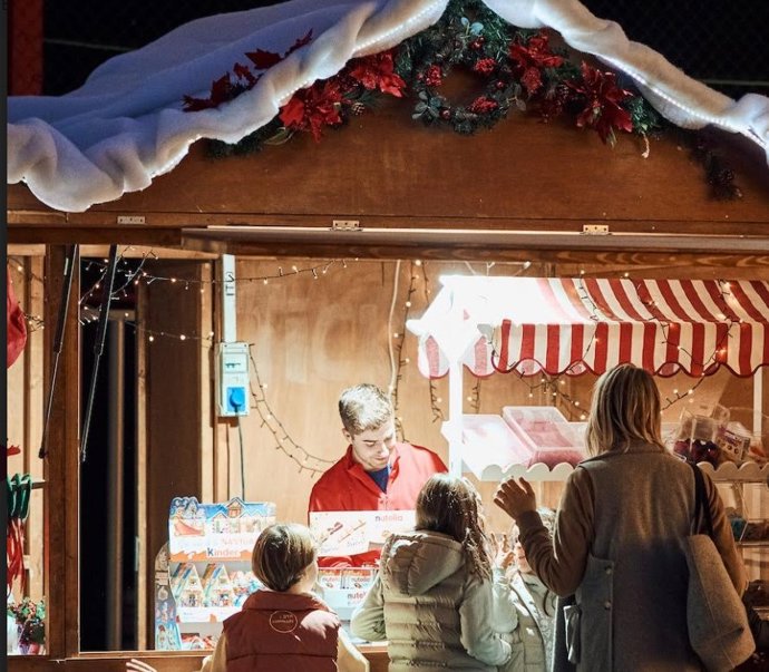 Mercat ambulant, patinatge i "la major pista americana d'Europa" en el ...
