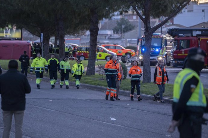 Continuen ingressats dos bombers després de rebre l'alta altres quatre ferits