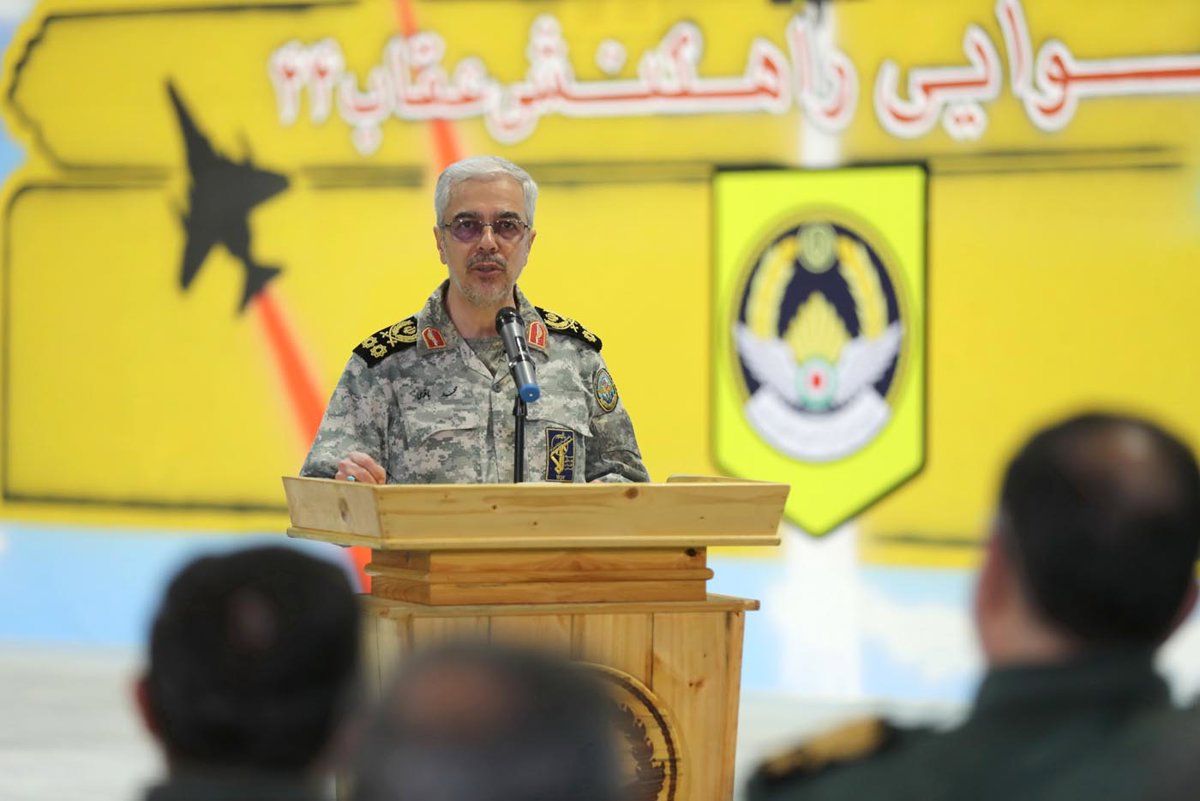 El jefe del Ejército iraní promete durante el funeral del general ...